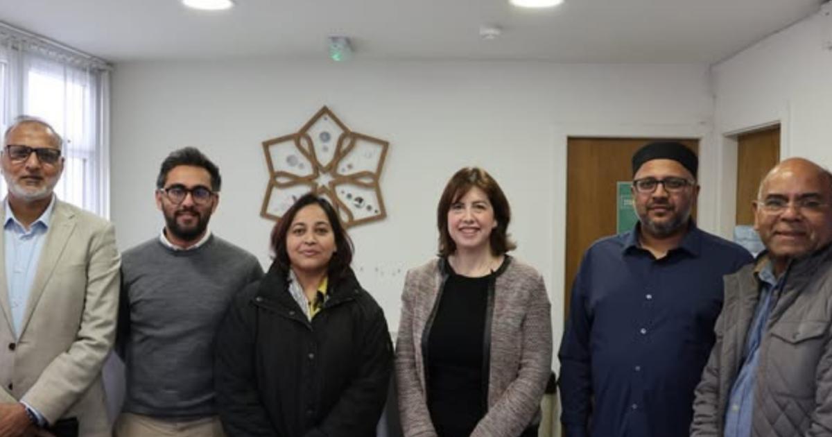 Lucy meets the Guidance Hub Team - Lucy Powell MP